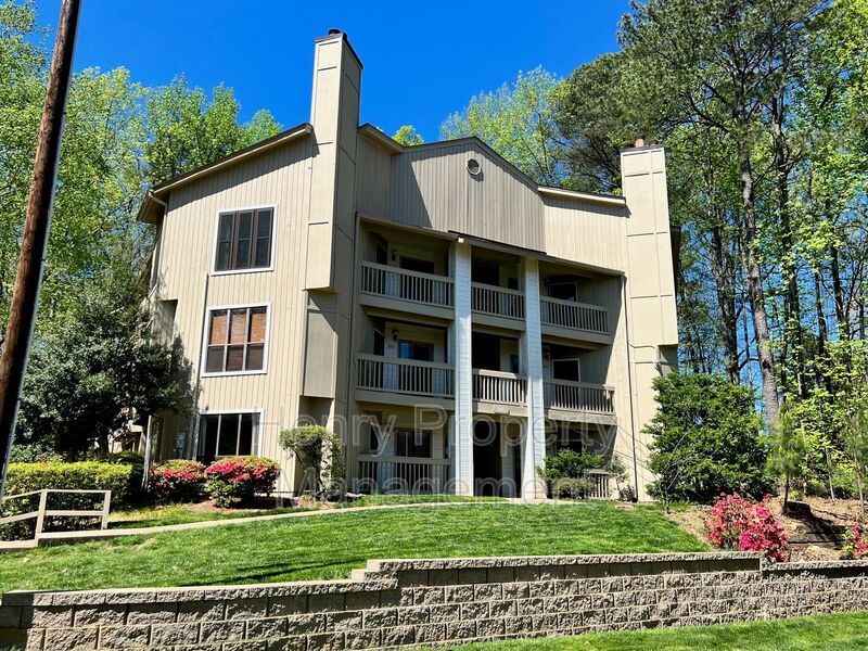 833 New Kent Place Cary, NC 27511-7607 | Henry Property Management - live